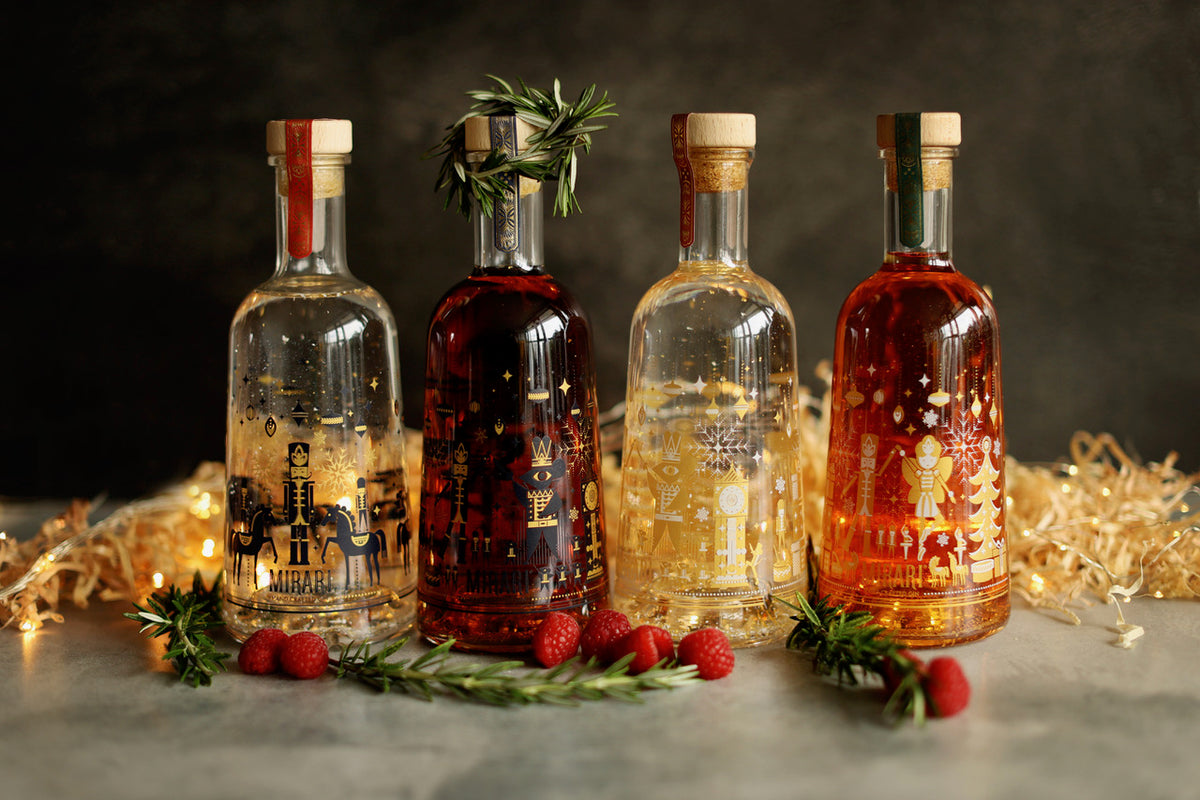 Festive Delights: Raspberry Gin Fizz & Mini Christmas Wreaths with Mir ...